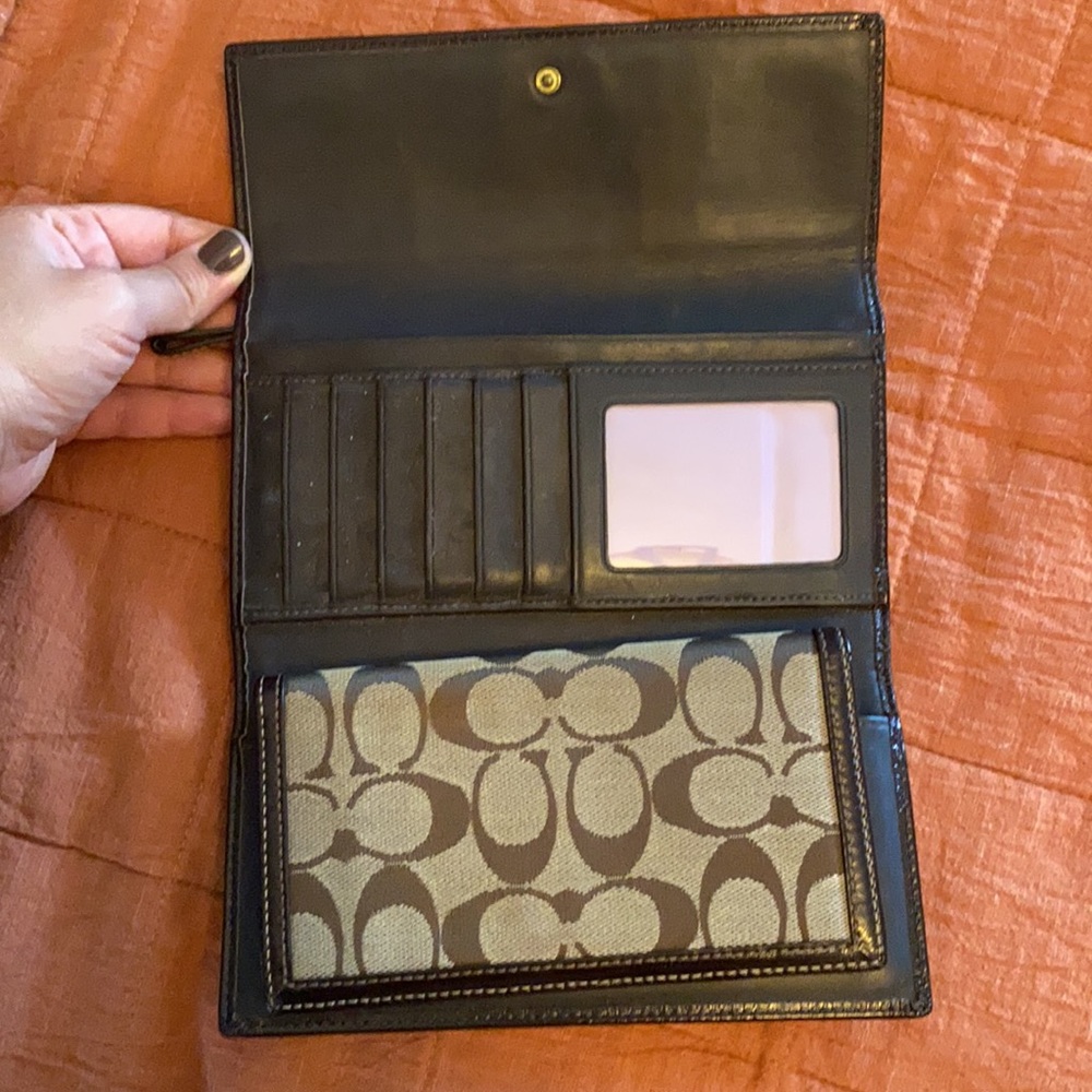 Authentic Coach Wallet - Gem